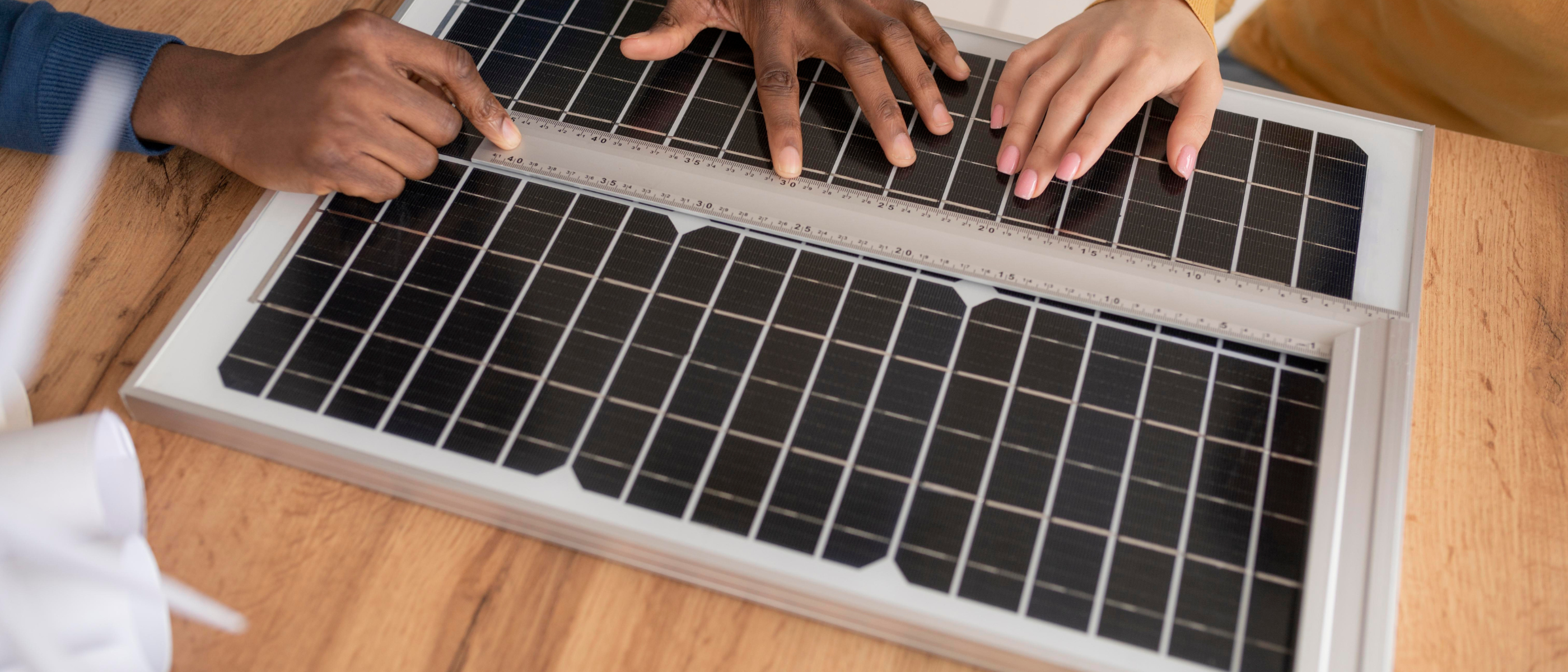 Solar Charge Controllers 101: How They Manage Every Step of Battery Ch ...